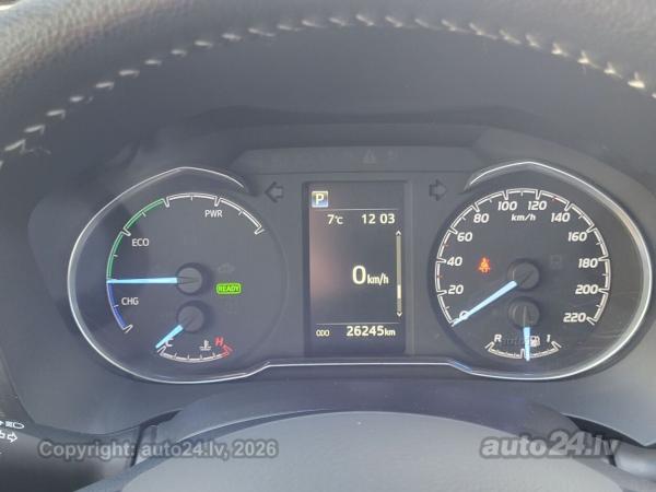 Black Toyota Yaris 2020 in Tallinn, with an engine capacity of 1.50 L and mileage of 26 thousand km for 16495 €, photo 11 on AUTOMOTO.COM.LV