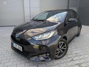 Melns Toyota Yaris 2020 Kauņa, ar dzinēja tilpumu 1.49 L un nobraukumu 21 tūkst. km par 16400 €, foto 3 vietnē AUTOMOTO.COM.LV