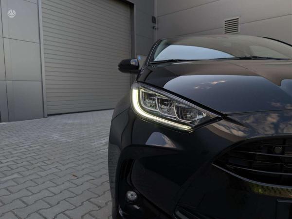 Melns Toyota Yaris 2020 Kauņa, ar dzinēja tilpumu 1.49 L un nobraukumu 21 tūkst. km par 16400 €, foto 5 vietnē AUTOMOTO.COM.LV