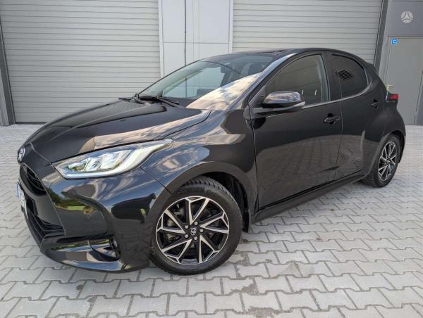Melns Toyota Yaris 2020 Kauņa, ar dzinēja tilpumu 1.49 L un nobraukumu 21 tūkst. km par 16400 €, foto 6 vietnē AUTOMOTO.COM.LV