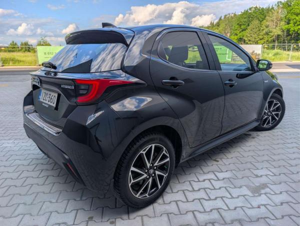 Melns Toyota Yaris 2020 Kauņa, ar dzinēja tilpumu 1.49 L un nobraukumu 21 tūkst. km par 16400 €, foto 8 vietnē AUTOMOTO.COM.LV