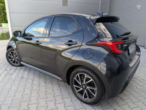 Melns Toyota Yaris 2020 Kauņa, ar dzinēja tilpumu 1.49 L un nobraukumu 21 tūkst. km par 16400 €, foto 10 vietnē AUTOMOTO.COM.LV