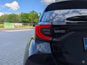Melns Toyota Yaris 2020 Kauņa, ar dzinēja tilpumu 1.49 L un nobraukumu 21 tūkst. km par 16400 €, foto 14 vietnē AUTOMOTO.COM.LV