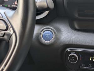 Melns Toyota Yaris 2020 Kauņa, ar dzinēja tilpumu 1.49 L un nobraukumu 21 tūkst. km par 16400 €, foto 21 vietnē AUTOMOTO.COM.LV