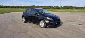 Black Toyota Yaris 2021 in Kaunas, with an engine capacity of 1.49 L and mileage of 99 thousand km for 12999 €, photo 7 on AUTOMOTO.COM.LV