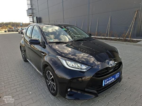 Melns Toyota Yaris 2021 Viļņa, ar dzinēja tilpumu 1.50 L un nobraukumu 173 tūkst. km par 11950 €, foto 9 vietnē AUTOMOTO.COM.LV