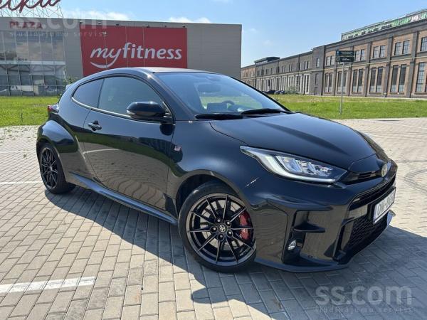 Melns Toyota Yaris 2021 Rīga, ar dzinēja tilpumu 1.60 L un nobraukumu 37 tūkst. km par 28800 €, foto 10 vietnē AUTOMOTO.COM.LV
