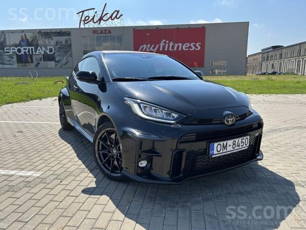 Melns Toyota Yaris 2021 Rīga, ar dzinēja tilpumu 1.60 L un nobraukumu 37 tūkst. km par 28800 €, foto 11 vietnē AUTOMOTO.COM.LV