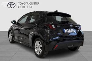 Black Toyota Yaris 2022 in Kaunas, with an engine capacity of 0.00 L and mileage of 32 thousand km for 22927 €, photo 4 on AUTOMOTO.COM.LV