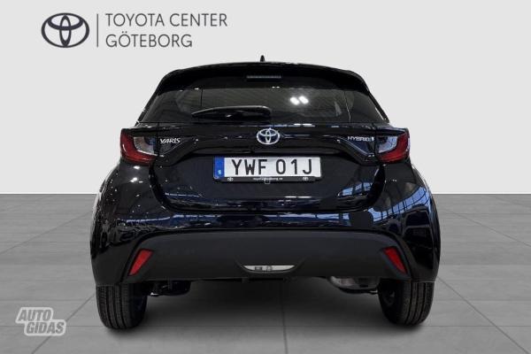 Black Toyota Yaris 2022 in Kaunas, with an engine capacity of 0.00 L and mileage of 32 thousand km for 22927 €, photo 6 on AUTOMOTO.COM.LV