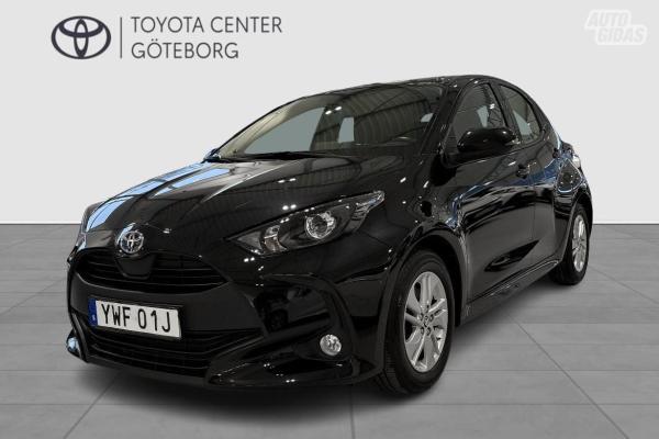 Black Toyota Yaris 2022 in Kaunas, with an engine capacity of 0.00 L and mileage of 32 thousand km for 23100 €, photo 1 on AUTOMOTO.COM.LV