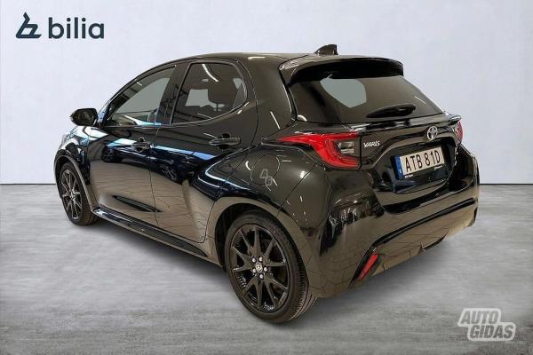 Black Toyota Yaris 2022 in Kaunas, with an engine capacity of 0.00 L and mileage of 39 thousand km for 24586 €, photo 2 on AUTOMOTO.COM.LV