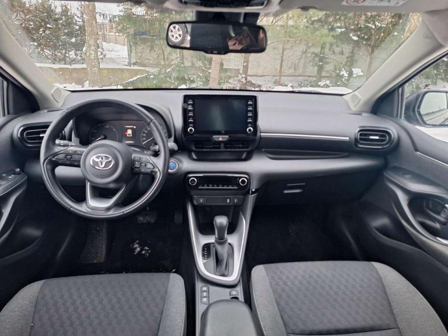 Melns Toyota Yaris 2022 Kauņa, ar dzinēja tilpumu 1.49 L un nobraukumu 40 tūkst. km par 13800 €, foto 8 vietnē AUTOMOTO.COM.LV