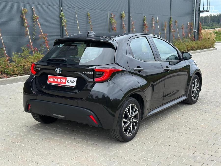 Melns Toyota Yaris 2022 Viļņa, ar dzinēja tilpumu 1.50 L un nobraukumu 101 tūkst. km par 15950 €, foto 6 vietnē AUTOMOTO.COM.LV