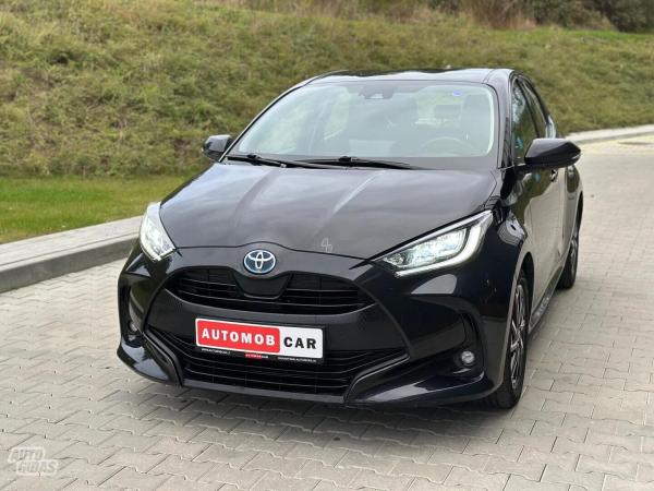 Melns Toyota Yaris 2022 Viļņa, ar dzinēja tilpumu 1.50 L un nobraukumu 101 tūkst. km par 14950 €, foto 4 vietnē AUTOMOTO.COM.LV