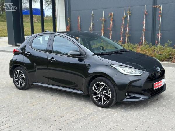 Melns Toyota Yaris 2022 Viļņa, ar dzinēja tilpumu 1.50 L un nobraukumu 101 tūkst. km par 14950 €, foto 5 vietnē AUTOMOTO.COM.LV