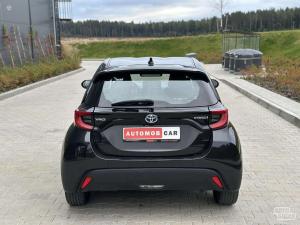 Melns Toyota Yaris 2022 Viļņa, ar dzinēja tilpumu 1.50 L un nobraukumu 101 tūkst. km par 14950 €, foto 12 vietnē AUTOMOTO.COM.LV