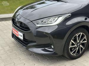 Melns Toyota Yaris 2022 Viļņa, ar dzinēja tilpumu 1.50 L un nobraukumu 101 tūkst. km par 14950 €, foto 15 vietnē AUTOMOTO.COM.LV