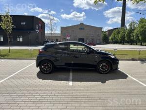 Melns Toyota Yaris 2022 Rīga, ar dzinēja tilpumu 1.60 L un nobraukumu 37 tūkst. km par 29500 €, foto 9 vietnē AUTOMOTO.COM.LV