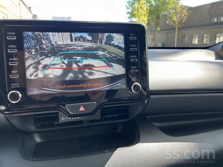 Melns Toyota Yaris 2022 Rīga, ar dzinēja tilpumu 1.60 L un nobraukumu 37 tūkst. km par 29500 €, foto 19 vietnē AUTOMOTO.COM.LV
