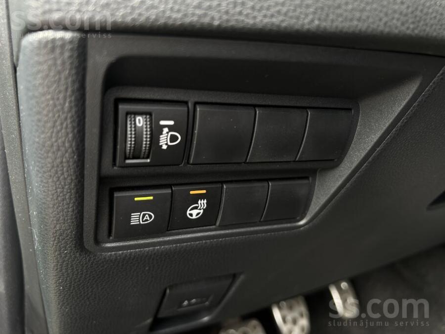 Melns Toyota Yaris 2022 Rīga, ar dzinēja tilpumu 1.60 L un nobraukumu 37 tūkst. km par 29500 €, foto 20 vietnē AUTOMOTO.COM.LV
