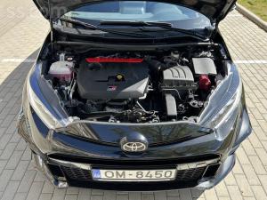 Melns Toyota Yaris 2022 Rīga, ar dzinēja tilpumu 1.60 L un nobraukumu 37 tūkst. km par 29500 €, foto 23 vietnē AUTOMOTO.COM.LV