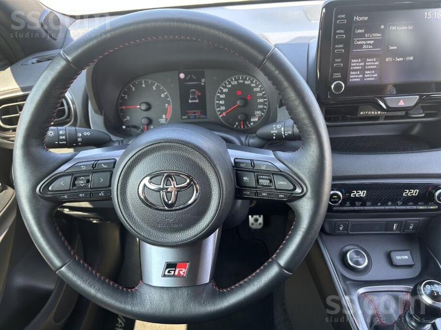 Melns Toyota Yaris 2022 Rīga, ar dzinēja tilpumu 1.60 L un nobraukumu 37 tūkst. km par 29500 €, foto 19 vietnē AUTOMOTO.COM.LV