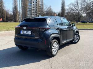 Melns Toyota Yaris 2022 Rīga, ar dzinēja tilpumu 1.50 L un nobraukumu 45 tūkst. km par 18900 €, foto 5 vietnē AUTOMOTO.COM.LV