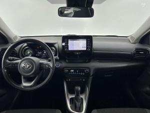 Melns Toyota Yaris 2022 Viļņa, ar dzinēja tilpumu 1.49 L un nobraukumu 98 tūkst. km par 16900 €, foto 9 vietnē AUTOMOTO.COM.LV