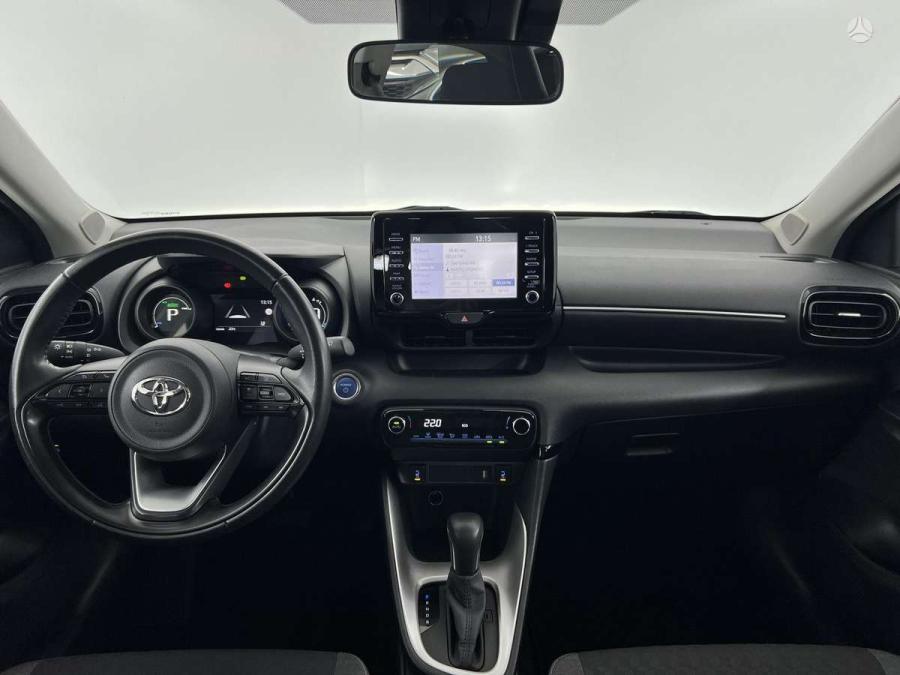 Melns Toyota Yaris 2022 Viļņa, ar dzinēja tilpumu 1.49 L un nobraukumu 98 tūkst. km par 16900 €, foto 9 vietnē AUTOMOTO.COM.LV