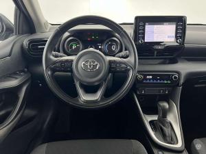 Melns Toyota Yaris 2022 Viļņa, ar dzinēja tilpumu 1.49 L un nobraukumu 98 tūkst. km par 16900 €, foto 10 vietnē AUTOMOTO.COM.LV