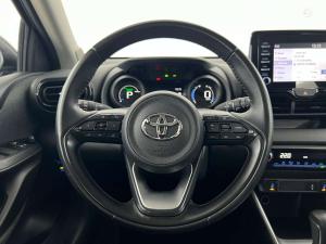Melns Toyota Yaris 2022 Viļņa, ar dzinēja tilpumu 1.49 L un nobraukumu 98 tūkst. km par 16900 €, foto 13 vietnē AUTOMOTO.COM.LV