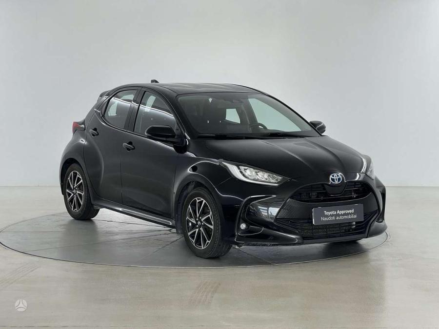 Melns Toyota Yaris 2022 Viļņa, ar dzinēja tilpumu 1.49 L un nobraukumu 98 tūkst. km par 16900 €, foto 19 vietnē AUTOMOTO.COM.LV