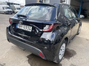 Melns Toyota Yaris 2022 Rīga, ar dzinēja tilpumu 1.50 L un nobraukumu 115 tūkst. km par 9800 €, foto 5 vietnē AUTOMOTO.COM.LV
