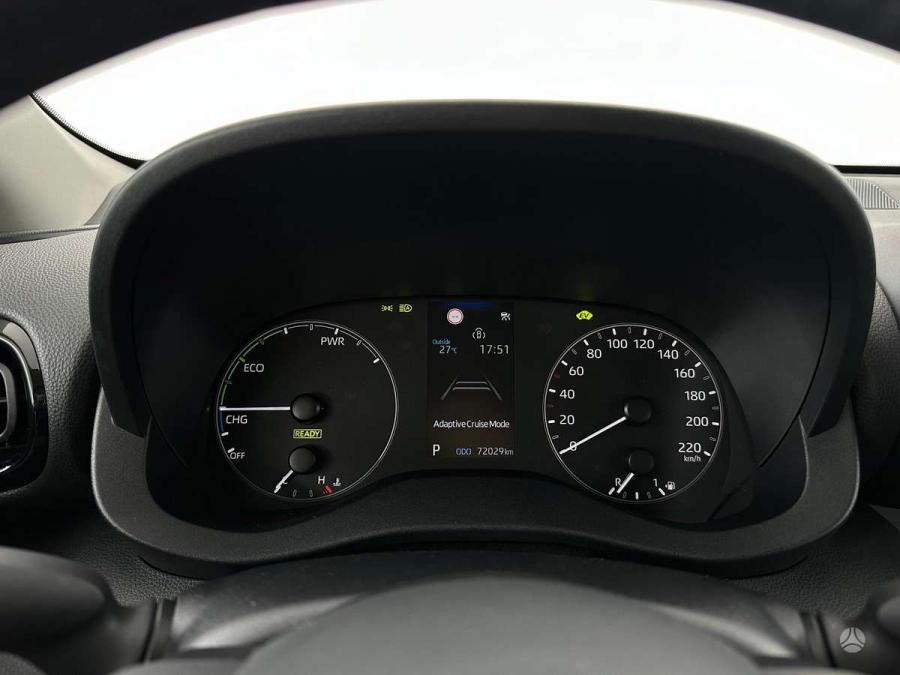 Melns Toyota Yaris 2024 Viļņa, ar dzinēja tilpumu 1.49 L un nobraukumu 72 tūkst. km par 18900 €, foto 14 vietnē AUTOMOTO.COM.LV