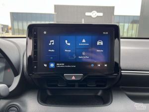 Black Toyota Yaris 2025 in Siauliai, with an engine capacity of 1.50 L and mileage of 5 thousand km for 20400 €, photo 19 on AUTOMOTO.COM.LV