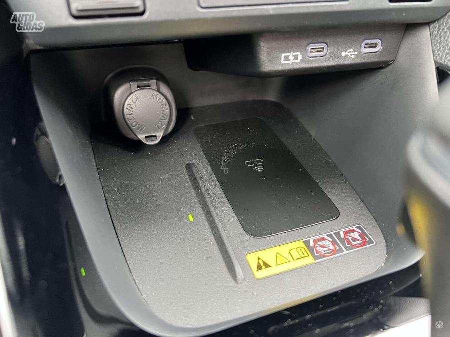 Black Toyota Yaris 2025 in Siauliai, with an engine capacity of 1.50 L and mileage of 5 thousand km for 20400 €, photo 22 on AUTOMOTO.COM.LV