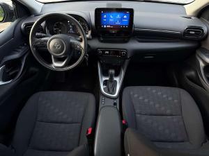 Melns Toyota Yaris 2025 Viļņa, ar dzinēja tilpumu 1.49 L un nobraukumu 12 tūkst. km par 20280 €, foto 7 vietnē AUTOMOTO.COM.LV