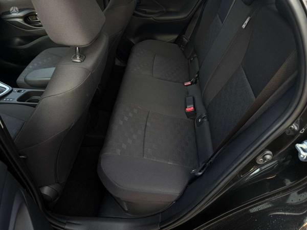 Black Toyota Yaris 2025 in Vilnius, with an engine capacity of 1.49 L and mileage of 12 thousand km for 20280 €, photo 9 on AUTOMOTO.COM.LV