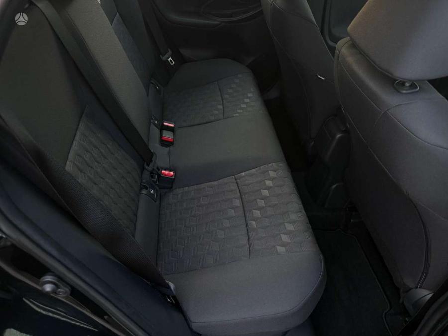 Melns Toyota Yaris 2025 Viļņa, ar dzinēja tilpumu 1.49 L un nobraukumu 12 tūkst. km par 20280 €, foto 11 vietnē AUTOMOTO.COM.LV