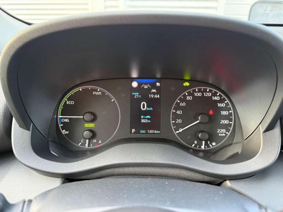 Melns Toyota Yaris 2025 Viļņa, ar dzinēja tilpumu 1.49 L un nobraukumu 12 tūkst. km par 20280 €, foto 15 vietnē AUTOMOTO.COM.LV