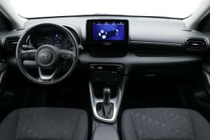 Black Toyota Yaris 2025 in Vilnius, with an engine capacity of 1.49 L and mileage of 38 thousand km for 19990 €, photo 8 on AUTOMOTO.COM.LV