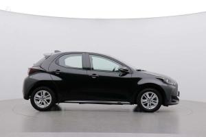 Black Toyota Yaris 2025 in Vilnius, with an engine capacity of 1.49 L and mileage of 38 thousand km for 19990 €, photo 18 on AUTOMOTO.COM.LV