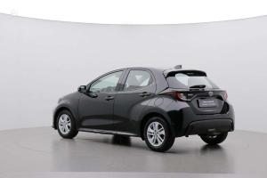 Black Toyota Yaris 2025 in Vilnius, with an engine capacity of 1.49 L and mileage of 38 thousand km for 19990 €, photo 19 on AUTOMOTO.COM.LV