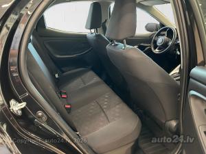 Melns Toyota Yaris 2025 Pērnava, ar dzinēja tilpumu 1.50 L un nobraukumu 28 tūkst. km par 21390 €, foto 8 vietnē AUTOMOTO.COM.LV