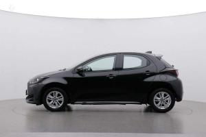 Black Toyota Yaris 2025 in Vilnius, with an engine capacity of 1.49 L and mileage of 38 thousand km for 19990 €, photo 5 on AUTOMOTO.COM.LV