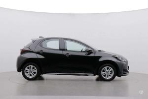 Black Toyota Yaris 2025 in Vilnius, with an engine capacity of 1.49 L and mileage of 38 thousand km for 19990 €, photo 18 on AUTOMOTO.COM.LV