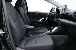 Black Toyota Yaris 2025 in Vilnius, with an engine capacity of 1.49 L and mileage of 35 thousand km for 19990 €, photo 10 on AUTOMOTO.COM.LV
