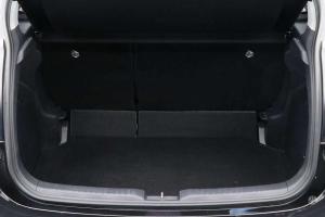 Melns Toyota Yaris 2025 Viļņa, ar dzinēja tilpumu 1.49 L un nobraukumu 36 tūkst. km par 19990 €, foto 12 vietnē AUTOMOTO.COM.LV