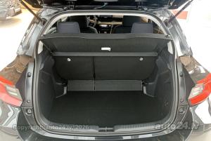 Black Toyota Yaris 2026 in Narva, with an engine capacity of 1.50 L and mileage of 0 thousand km for 24600 €, photo 10 on AUTOMOTO.COM.LV